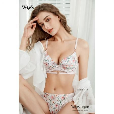 Комплект белья WeiyeSi - купить с доставкой по выгодным ценам в интернет-магазине OZON (1670421110)