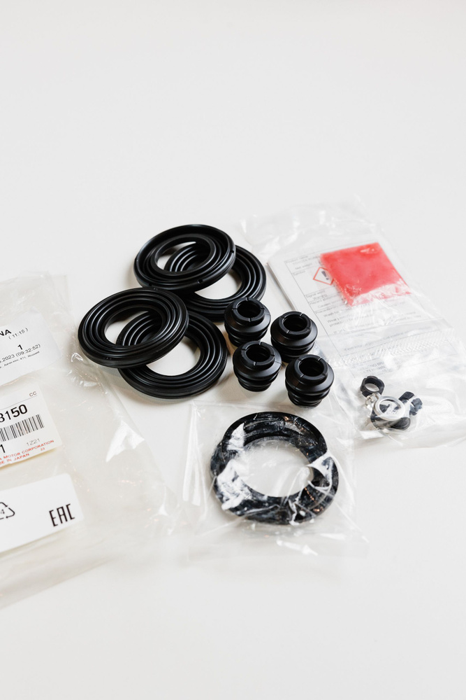 Ремкомплект передних тормозных суппортов Toyota RAV4 04478-48150 ...