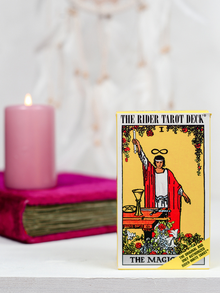 Карты Таро Райдера Уэйта Rider Waite Tarot Deck купить с доставкой