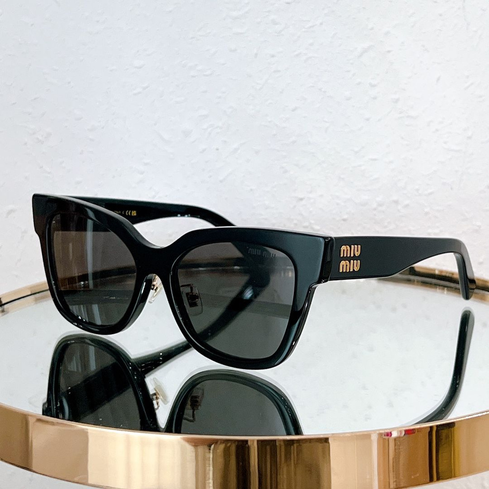 Miu Miu Очки солнцезащитные купить с доставкой по выгодным ценам в интернет магазине Ozon