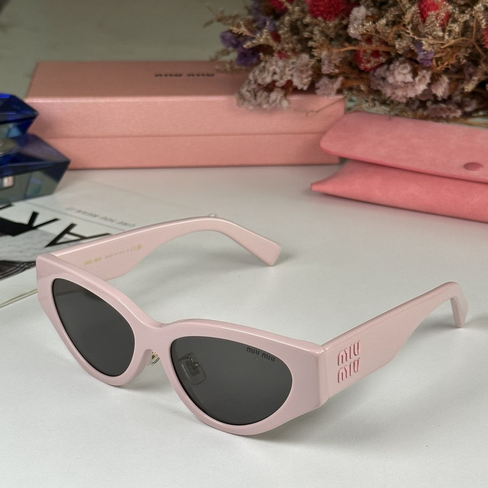 Miu Miu Очки солнцезащитные купить с доставкой по выгодным ценам в интернет магазине Ozon