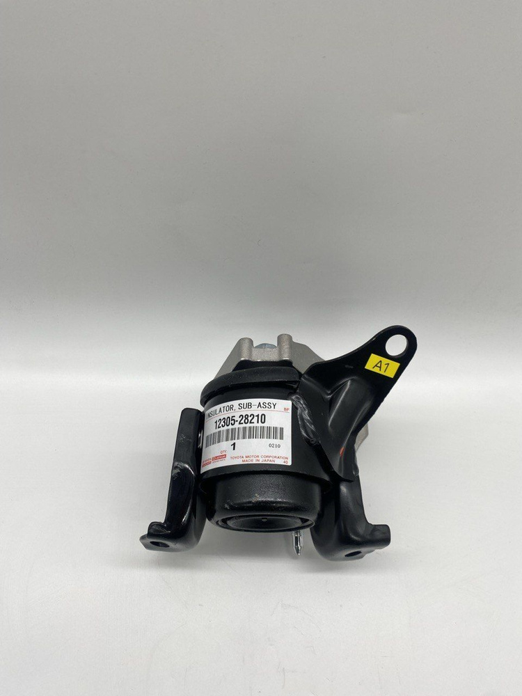 Подушка двигателя Toyota 1230528210 - Toyota арт. 1230528210 - купить ...
