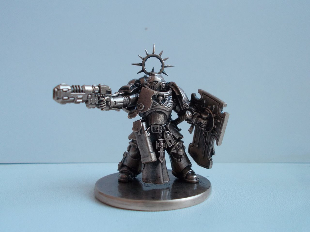 Миниатюра "Primaris Lieutenant (Indomitus)" Warhammer 40000 /Бронза ...