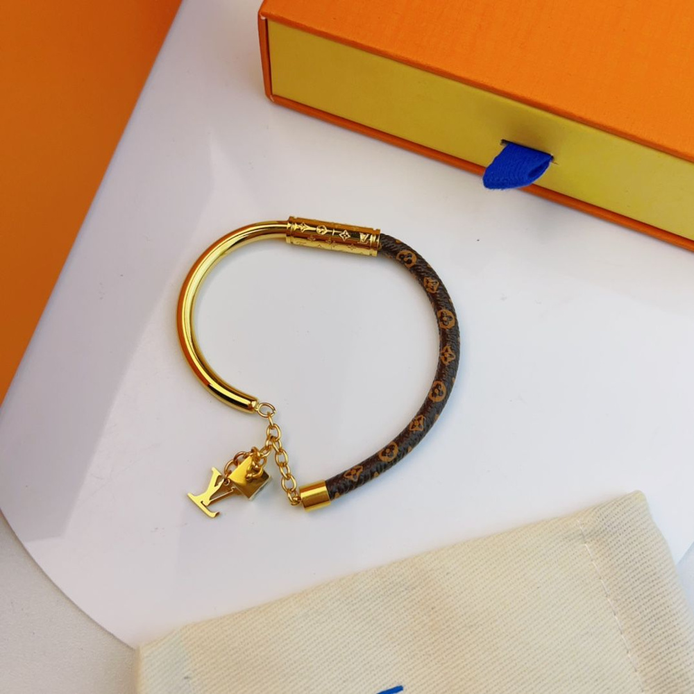 LV Fashion Store Браслет - купить с доставкой по выгодным ценам в ...