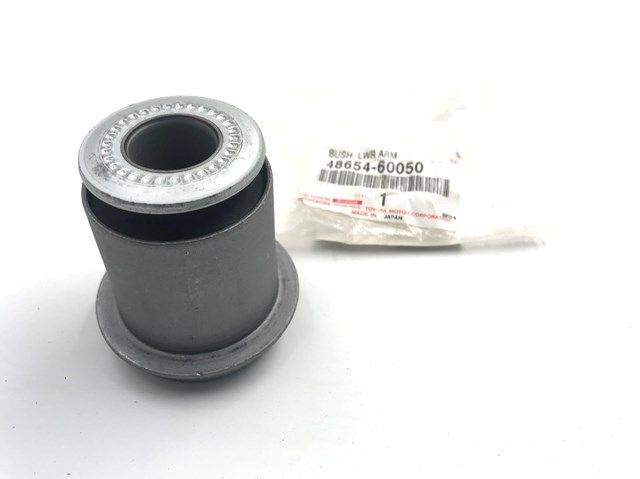 Сайлентблок переднего нижнего рычага Toyota (Тойота), 48654-60050 ...