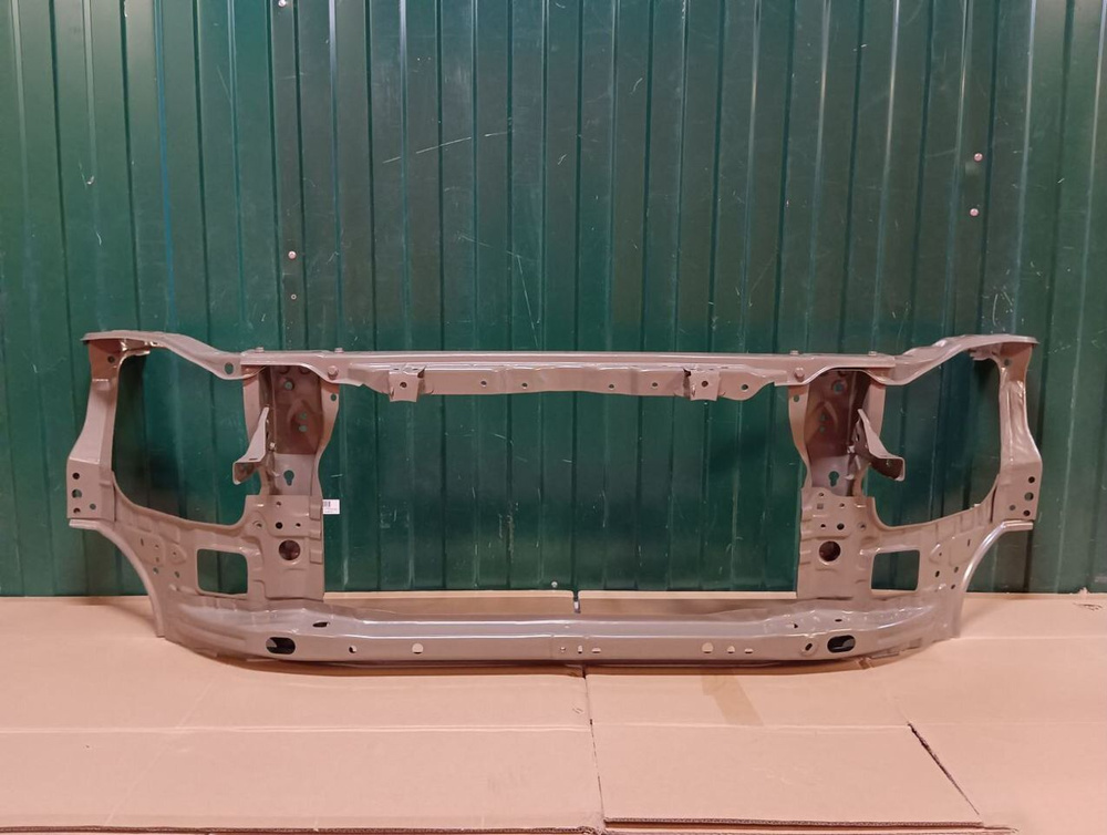 Панель передняя (суппорт радиатора) для Toyota Hilux 8 (2015-нв) - O.E ...