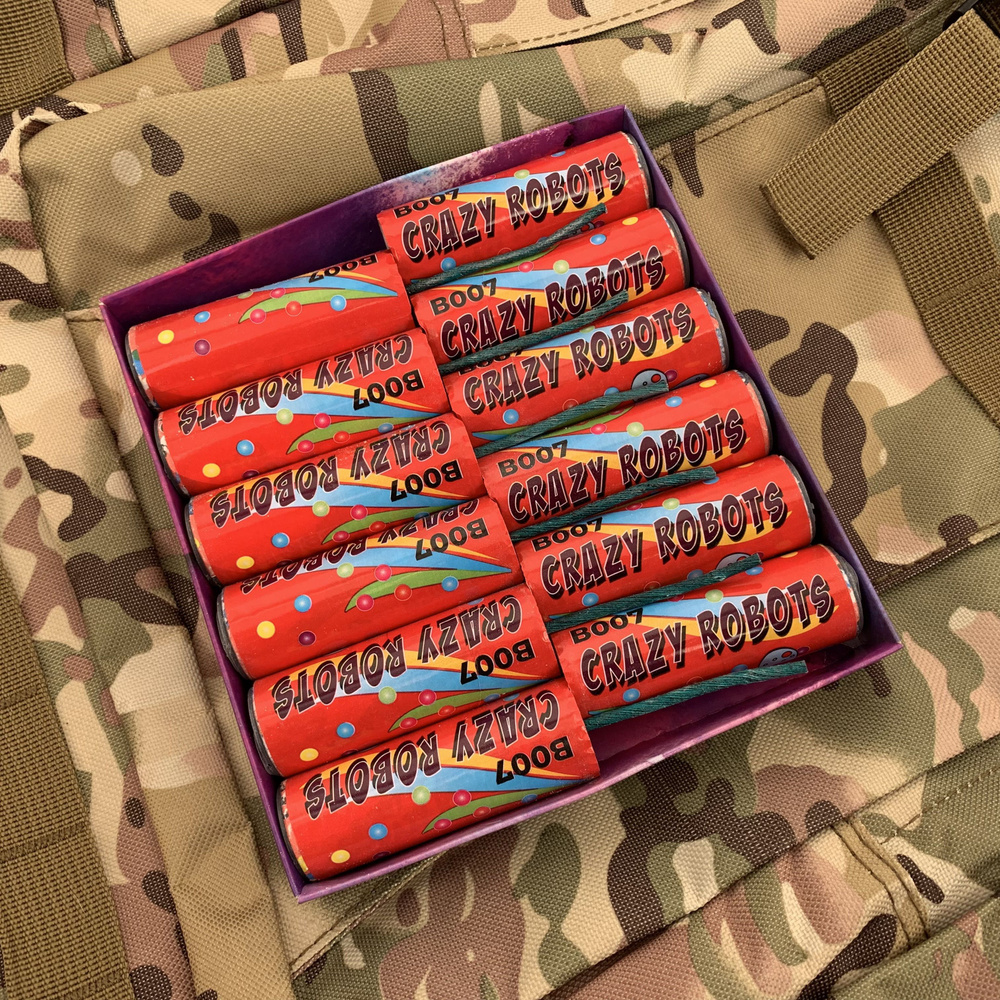 Мощные петарды "CRAZY ROBOTS" упаковка 12 штук. Петарда Крейзи Робот ...