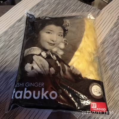 Имбирь маринованный белый Tabuko, Китай, 1,5 кг - купить с доставкой по ...
