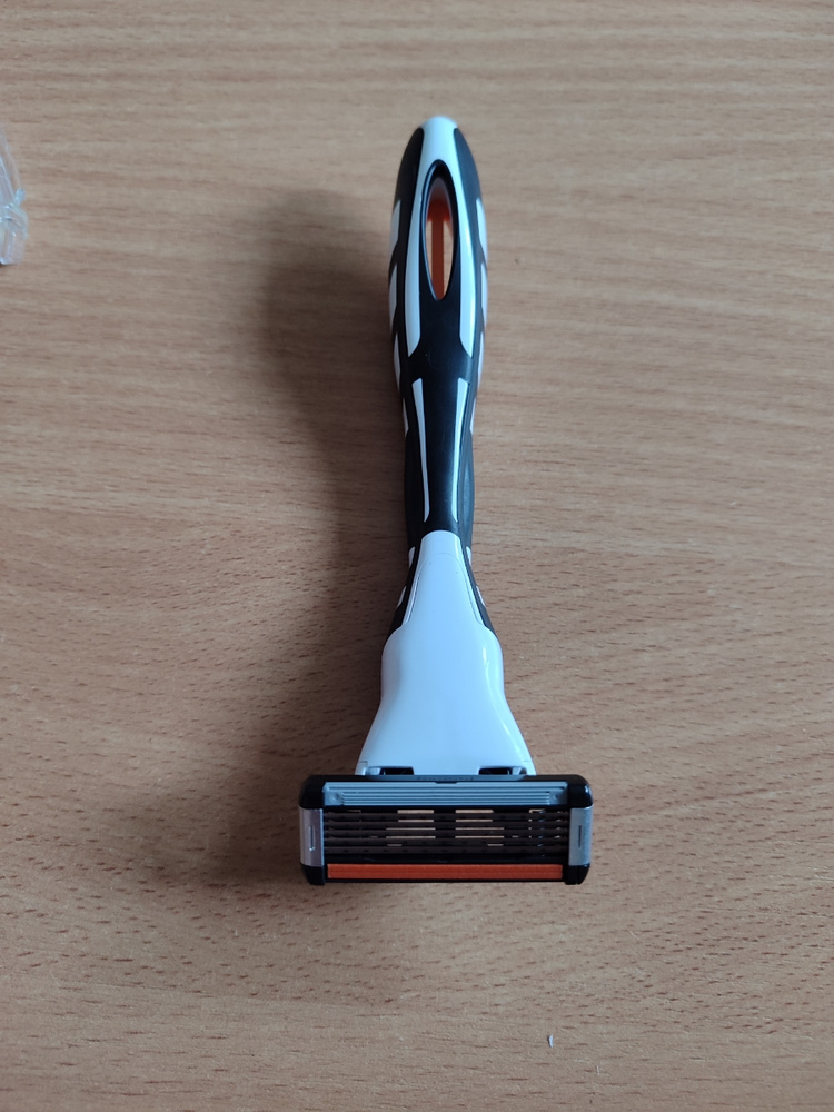 Бритва мужская BIC Hybrid 5 Flex, 5 нанотехнологичных подвижных лезвий ...