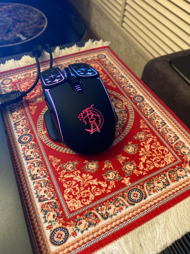 4 отзыв на SENDEYUAN Мышь проводная мышь с RGB-подсветкой - 4 уровня ...