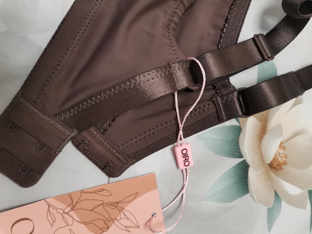 Бюстгальтер Женский OIRO мягкая чашка на каркасе, на косточках, размер 85E черный Полиамид ...