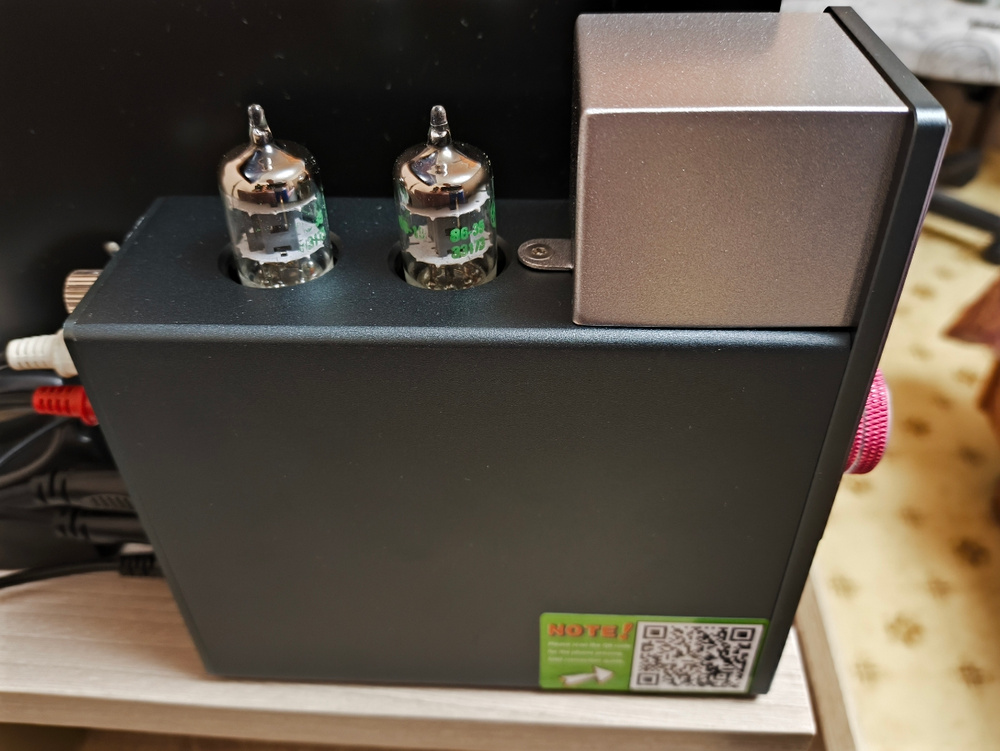 Douk Audio T4 PLUS JAN5725 Ламповый фонокорректор для проигрывателей MM ...