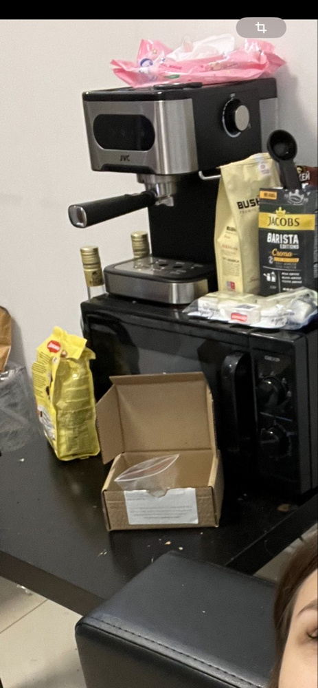 Кофемашина рожковая с капучинатором JVC JK-CF35, 20 Бар, резервуар 1,5 л, подогрев чашек, 950 Вт ...