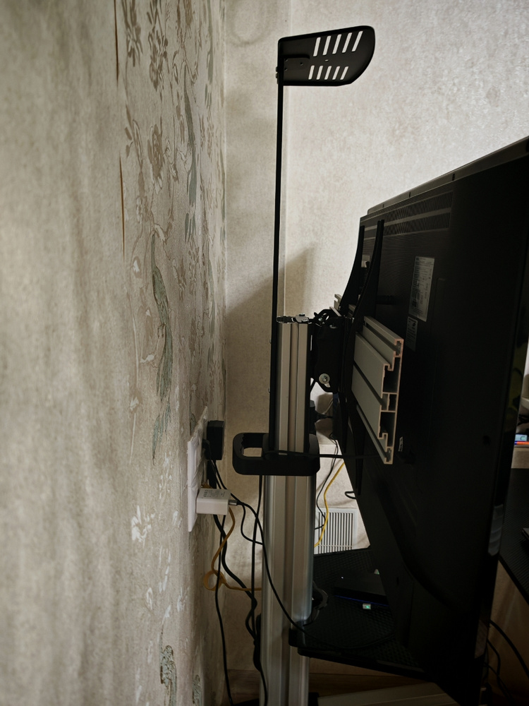 105 отзыв на 1424 Стойка для телевизора или монитора напольная с ...