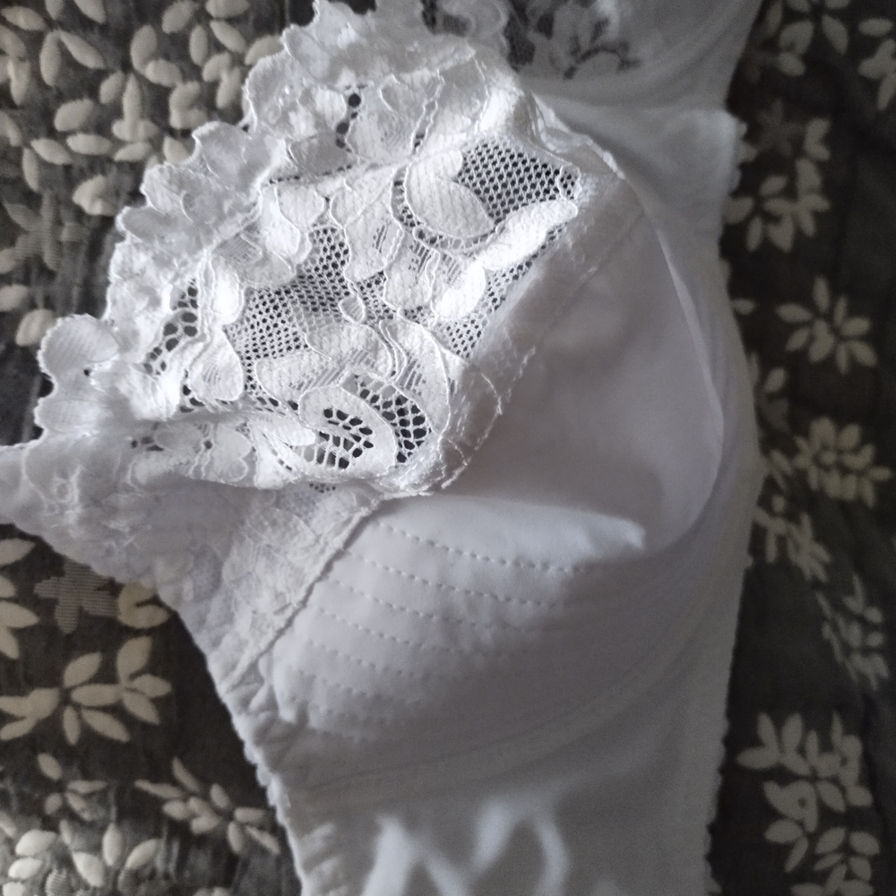 Бюстгальтер Женский Amore Rosso классическая чашка, на косточках, размер 95C фиолетовый Кружево ...