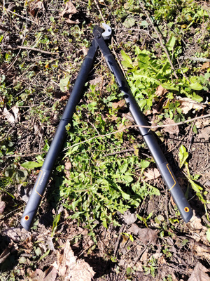 Большой контактный сучкорез Fiskars SingleStep L39 (1001430) купить на ...