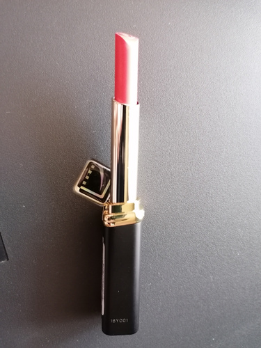 L'Oreal Paris Увлажняющая матовая помада для губ COLOR RICHE, оттенок ...