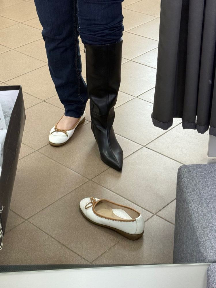 Сапоги Женский Covani, размер 37 черный каменный, черный Демисезон 6 Стандартный средний (до 9 ...