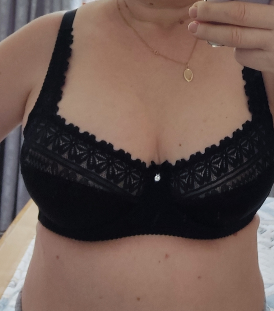 Бюстгальтер Женский OIRO на косточках, с мягкой чашкой, размер 80E бежевый Полиамид, Эластан ...