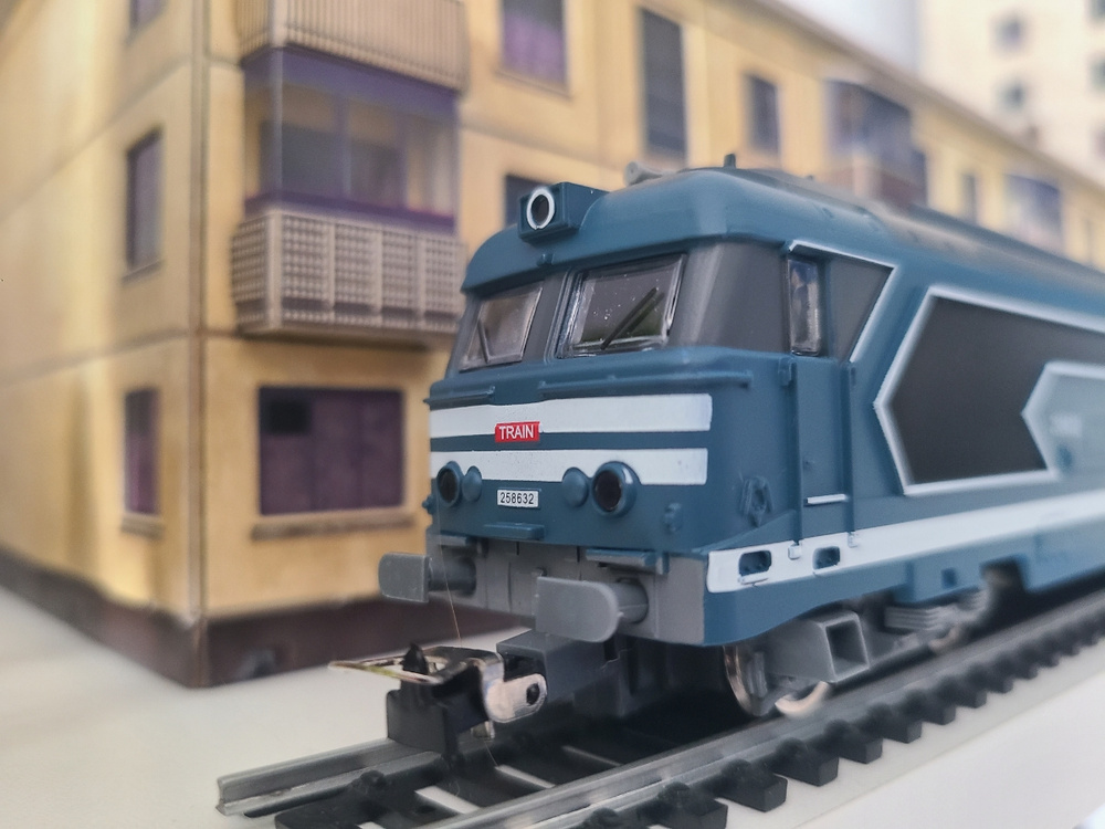 Локомотив Тепловоз HO BB Diesel Locomotive для Железной дороги HanFly ...