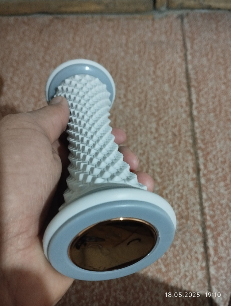 Массажер для стоп и ног роликовый ручной купить на OZON по низкой цене (1942354662)