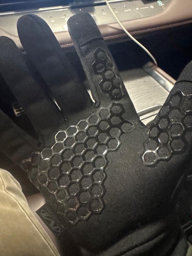 Перчатки зимние Mechanix Wear Coldwork Base Layer - Black купить на ...