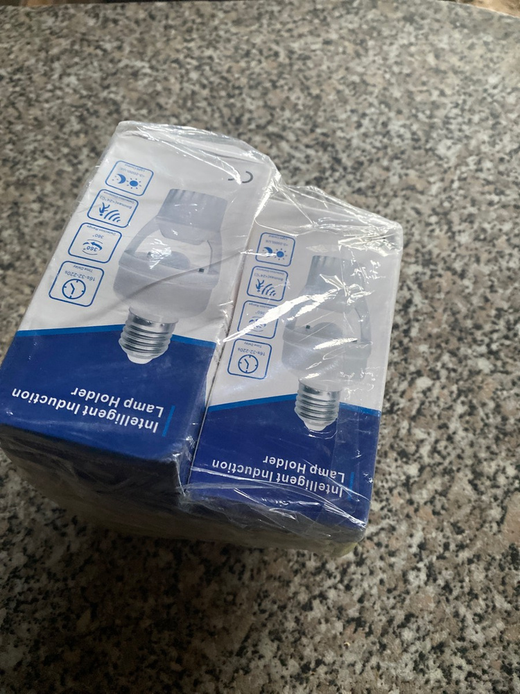 TIKO.MAX Патрон для лампы, Цоколь:E27, 60 Вт, Галогенная, Люминесцентная (энергосберегающая), 3 ...