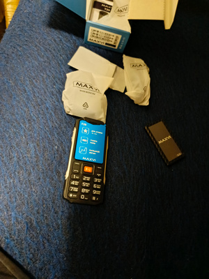 Мобильный телефон кнопочный для армии Maxvi T20 купить на OZON по низкой цене (1589671761)