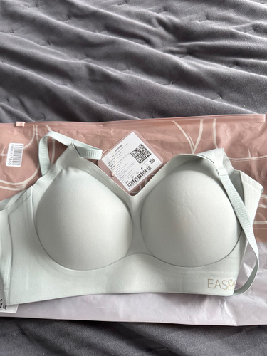 Бюстгальтер Женский EASY BRA без косточек, бесшовный, размер 85A, 85B черный Полиамид, Эластан ...