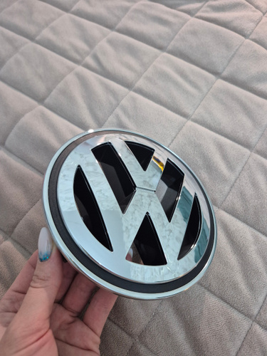 Эмблема (орнамент, значок) на решетку радиатора Volkswagen 150мм ...