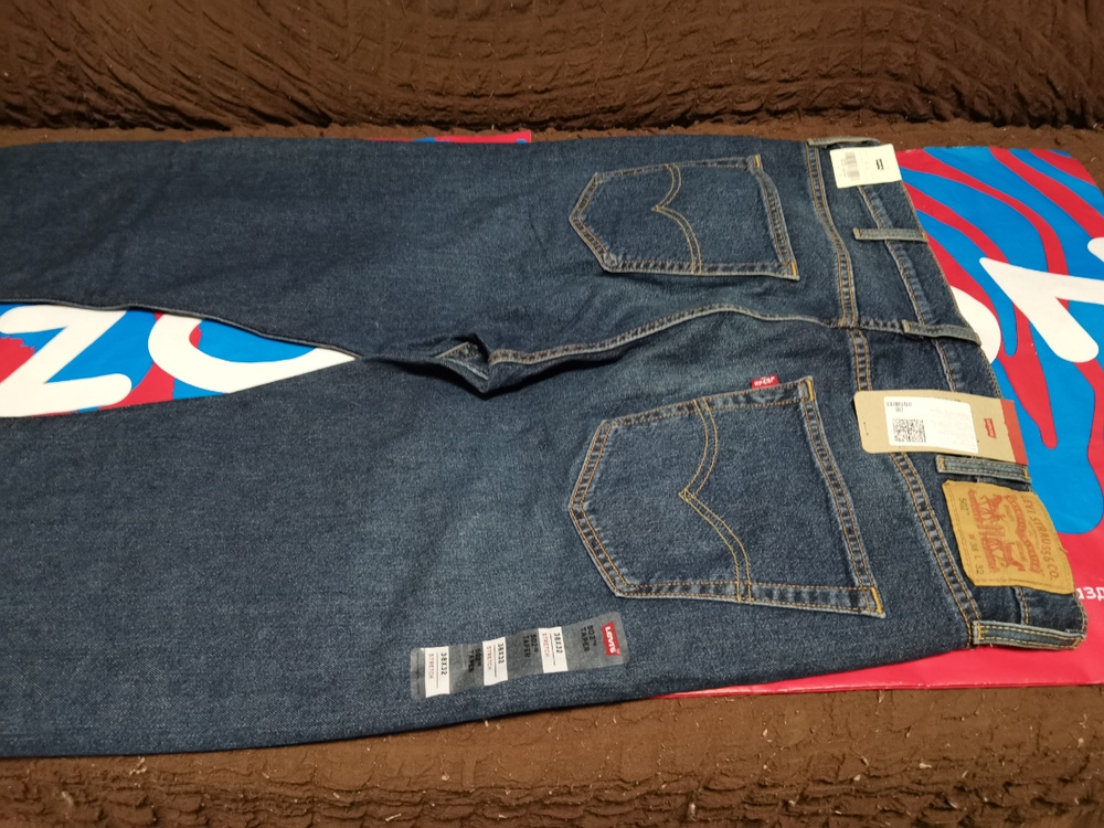 Джинсы Мужской Levi's синий прямые Хлопок, размер 46, 48 прямой Молния Средняя Карманы Пакистан ...