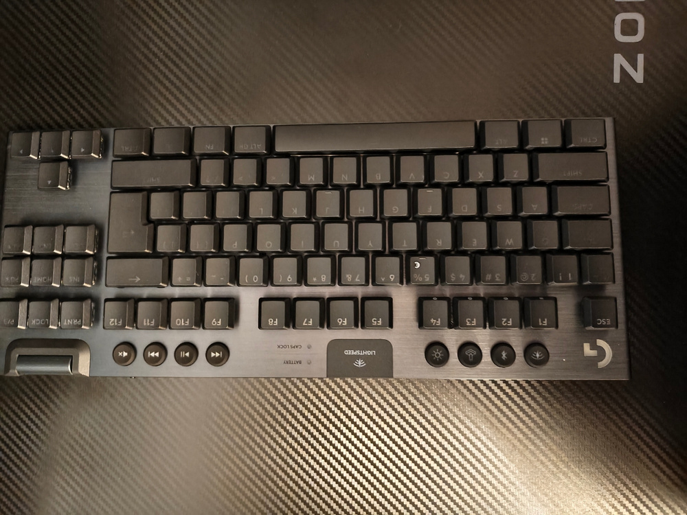 Logitech G G915 X LIGHTSPEED TKL Blue switch Беспроводная механическая ...