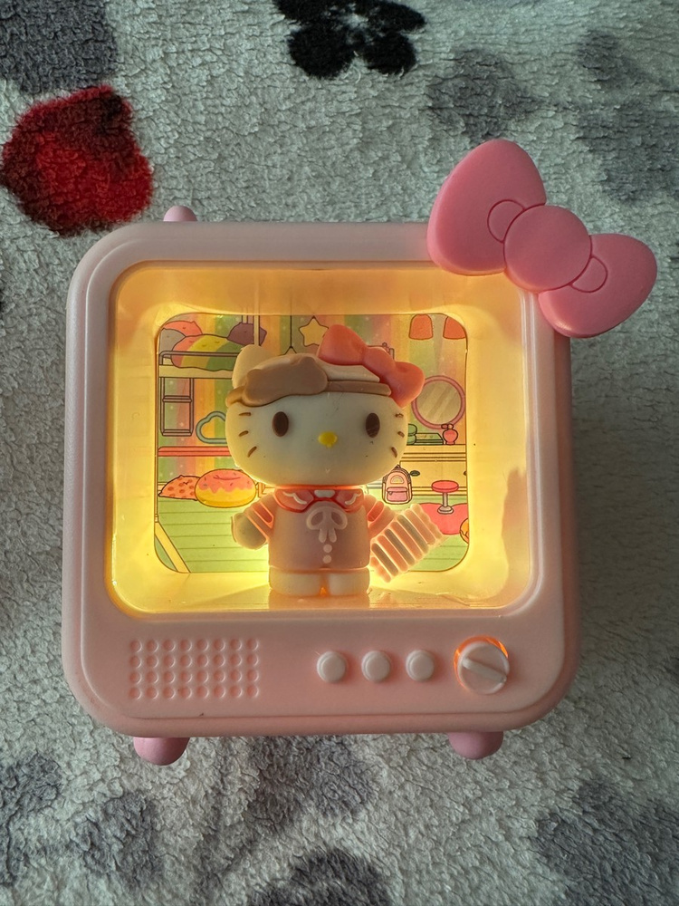 Hello Kitty Сериал телеканала "Светящиеся украшения" из мультфильма ...