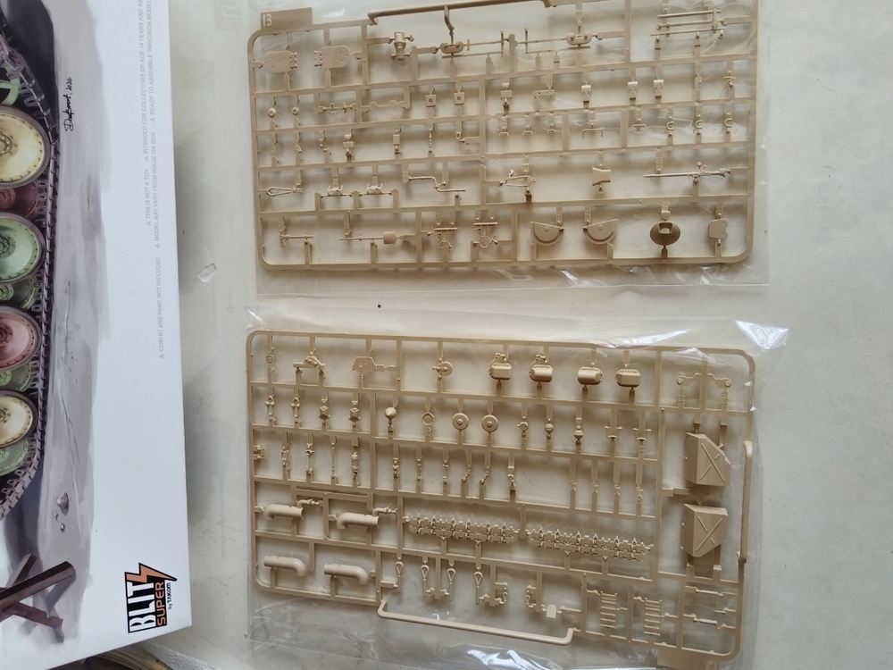TAKOM 35001 1/35 Модель танка "Panther Ausf.G" Постпродакшн (Суперблиц ...