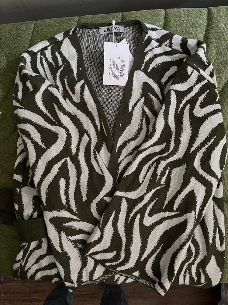 Кардиган Женский World of Estiya бежевый Пряжа, размер 54, 56 Пояс Пояс ...