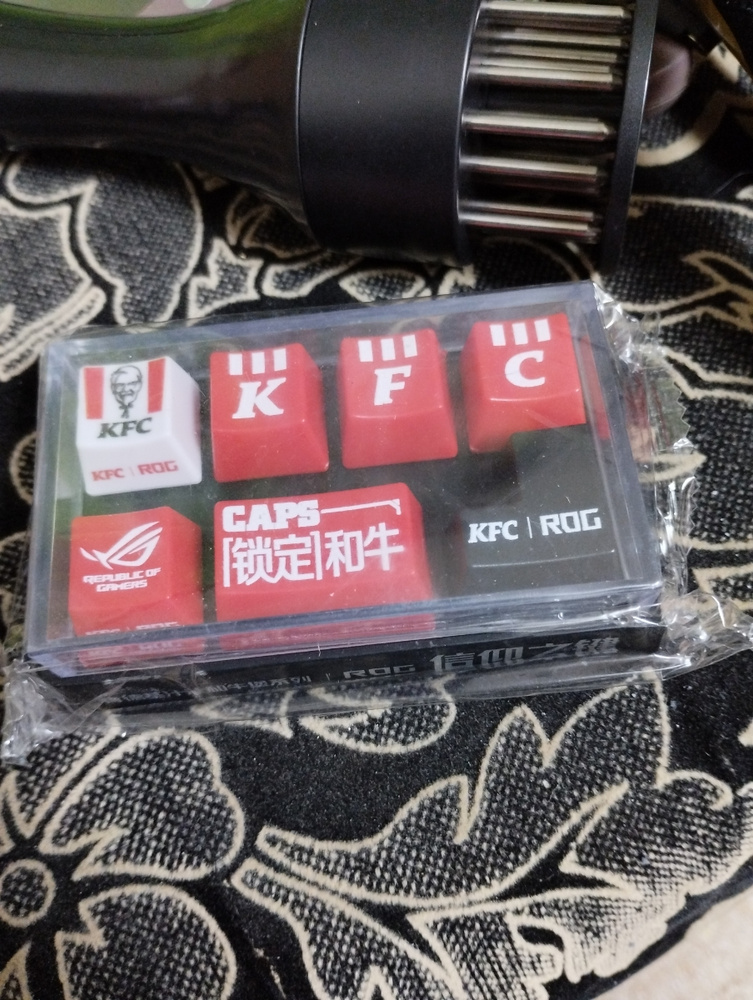 Новые кейкапы ROG с логотипом KFC,перекрестие,Периферийные клавиатуры ...