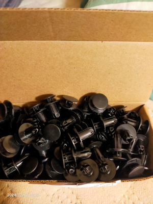 Клипса крепежная автомобильная 1/2 UNF, 100 шт. купить c доставкой на ...