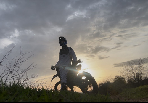 Мотокомбинезон 065 купить на OZON по низкой цене (1699674210)