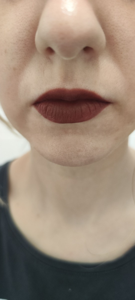 L'Oreal Paris Увлажняющая матовая помада для губ COLOR RICHE, оттенок ...