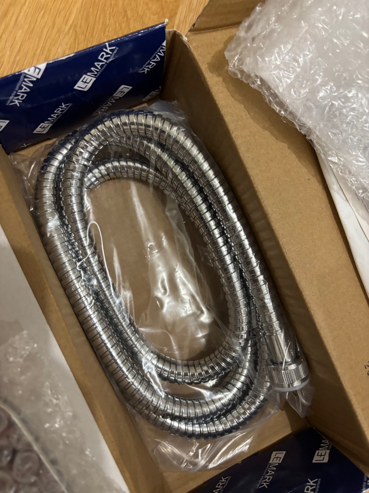 Гигиенический душ Lemark Solo LM7165B встраиваемый, скрытого монтажа, со смесителем, бронзовый ...