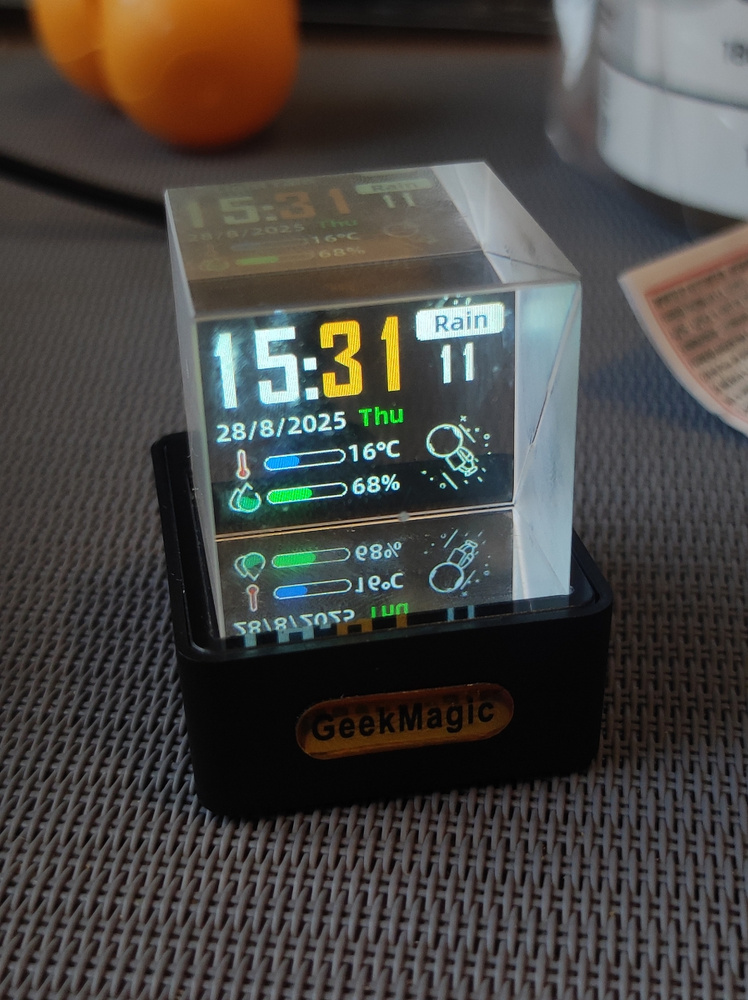 Часы-голографическая метеостанция GeekMagic Mini WiFi Crystal Cube ...