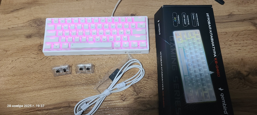 Проводная механическая клавиатура Gembird KB-G860-1, 61кл, RGB, коричн ...