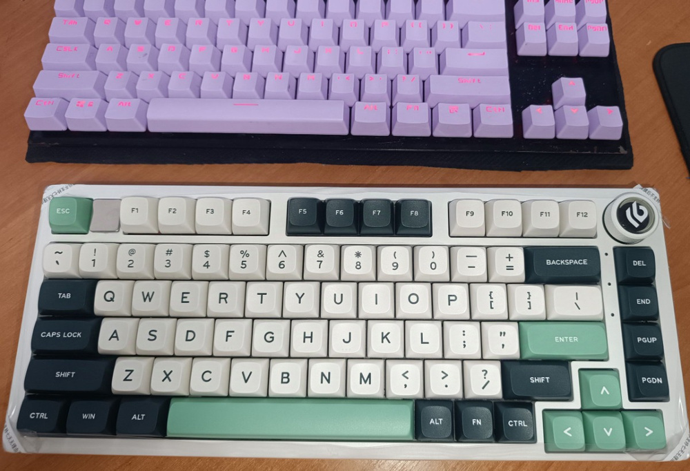 LEOBOG Игровая клавиатура проводная Hi75, Astronaut, Block V2 Switches ...