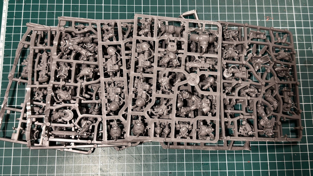 Warhammer 40K Dark Imperium Box Set (Imperial Half) Смоляная модель (не ...
