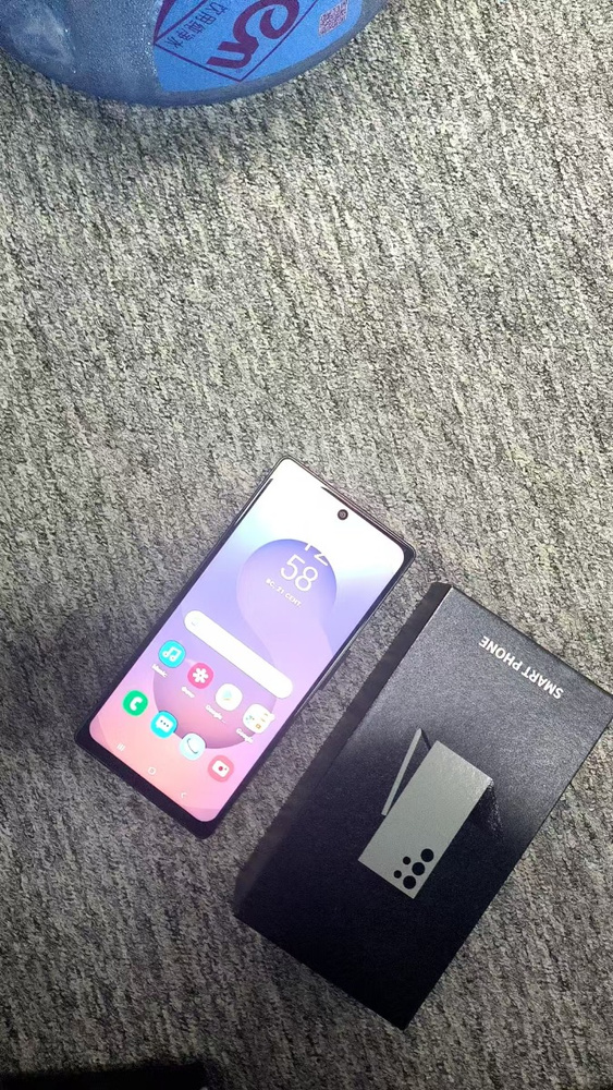 49 отзыв на Смартфон Samsumg Galxay S25 Ultra Ростест (EAC) 12/1 ТБ, серебристый от покупателей OZON