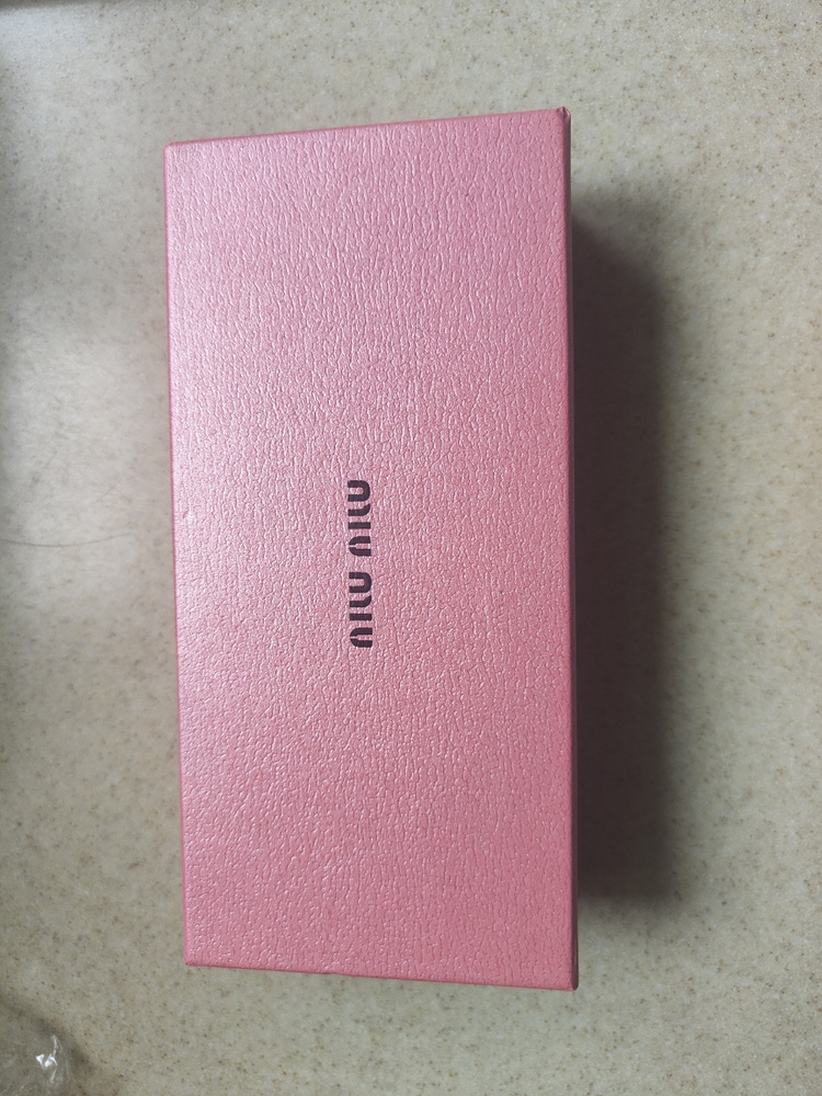 Miu Miu Футляр для очков купить на OZON по низкой цене (2659226320)