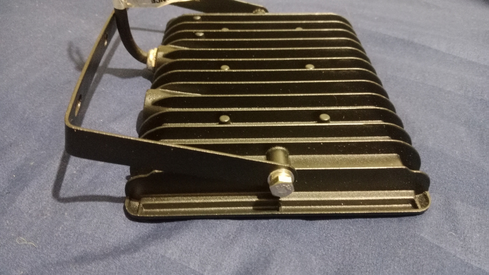 Прожектор светодиодный LEDVANCE ECO CLASS FLOODLIGHT 1950лм 30Вт 3000K ...