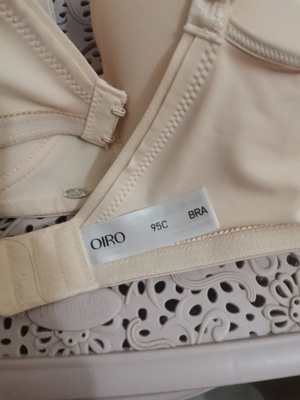 Бюстгальтер Женский OIRO на косточках, размер 75B черный нюд Полиамид, Эластан Повседневный ...