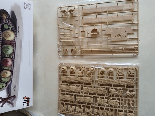 TAKOM 35001 1/35 Модель танка "Panther Ausf.G" Постпродакшн (Суперблиц ...