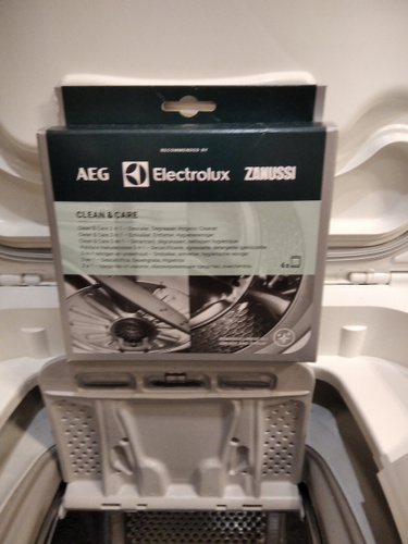 Чистящее средство Electrolux Clean&Care 3 в 1, M3GCP400, 6 пакетиков по ...